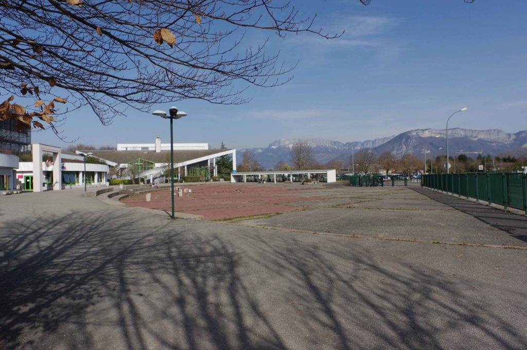 Végétalisation de la cour du lycée Baudelaire, Annecy (74) | FAR ...